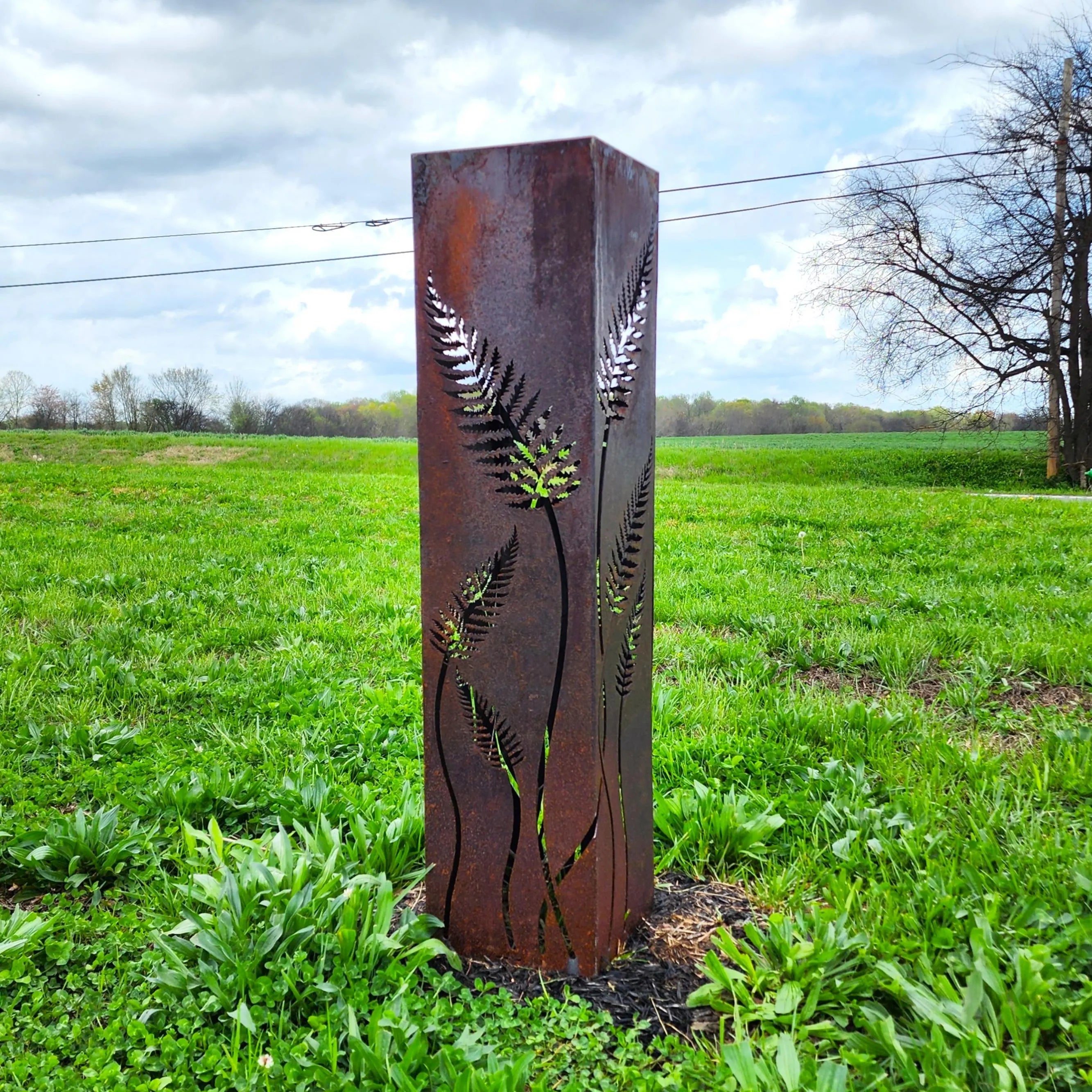 Fern Metal Garden Column – Outdoor Sculpture & Well Cover – Rusted ...